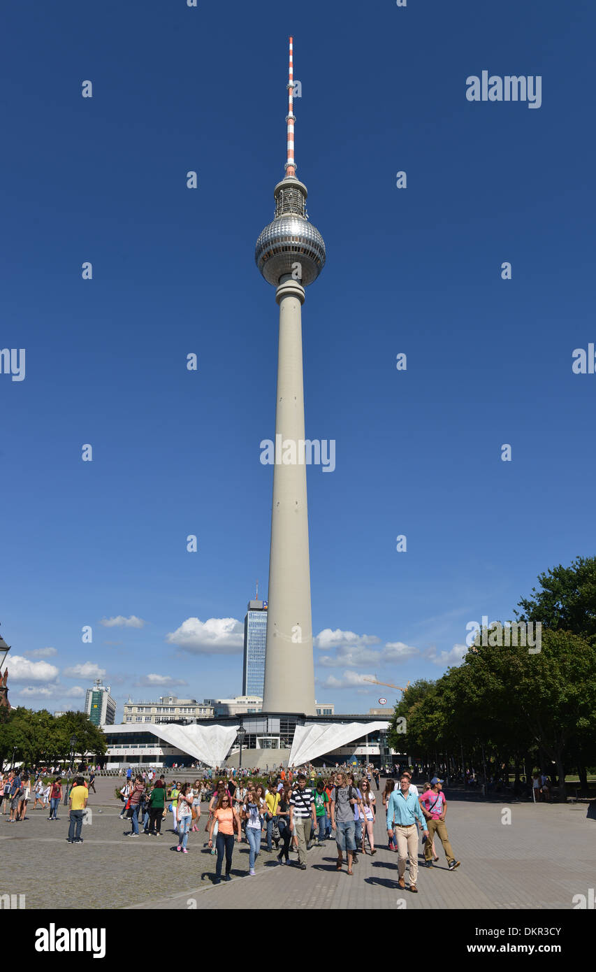 Alexanderplatz turm hi-res stock photography and images - Alamy