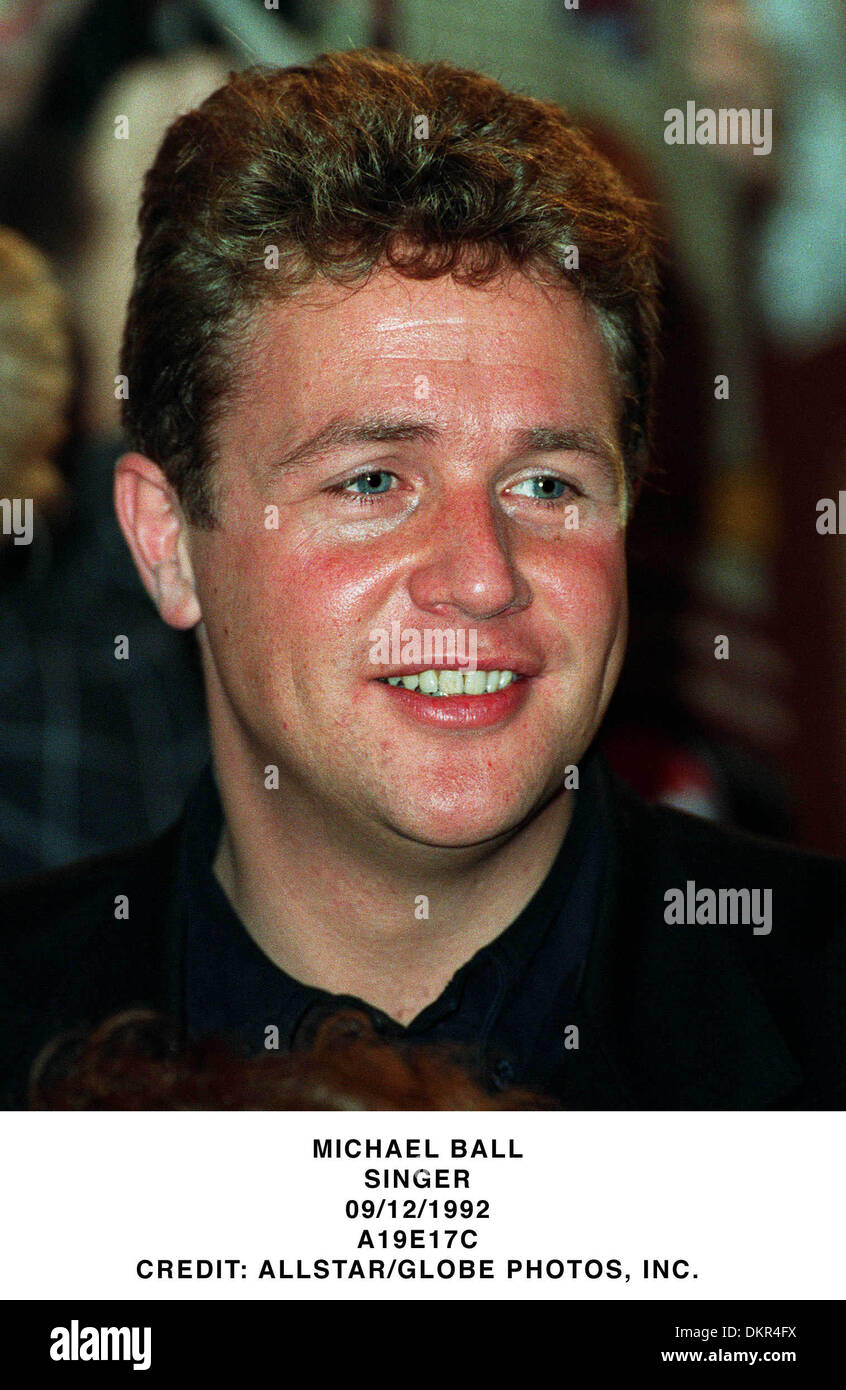 Michael ball singer hi-res stock photography and images - Alamy