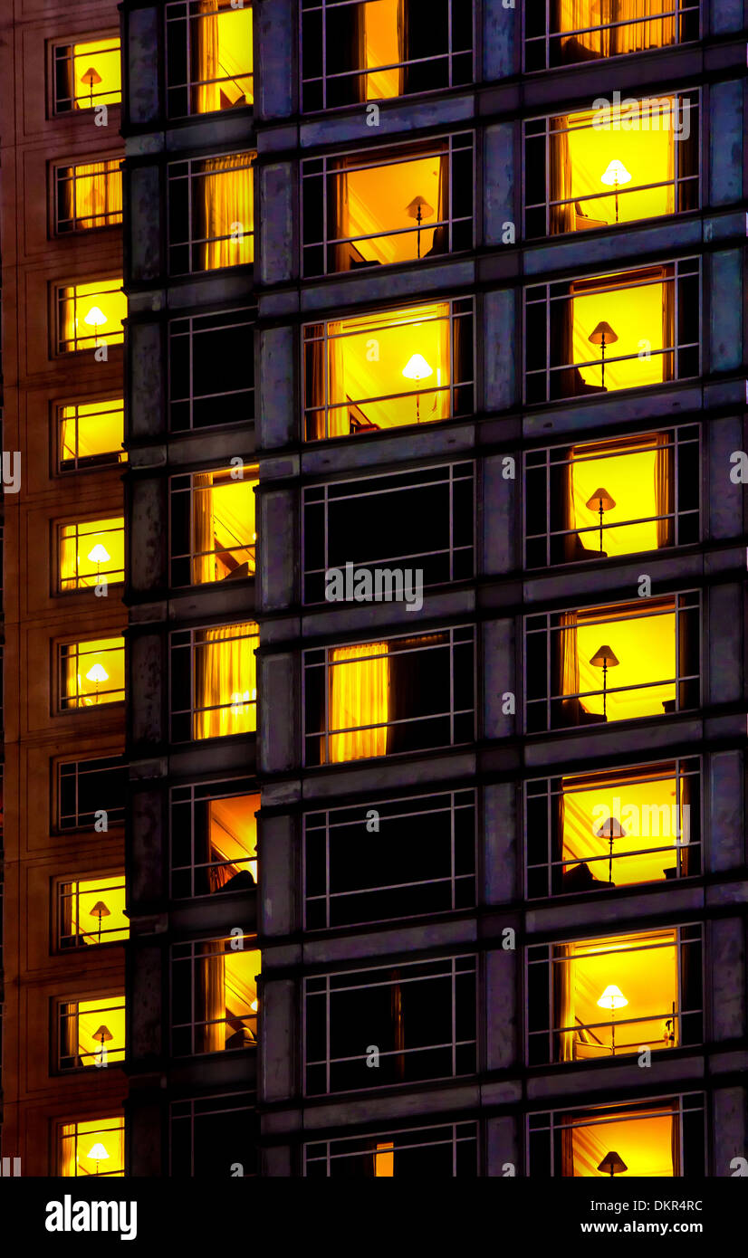 Apartment block at night hi-res stock photography and images - Alamy