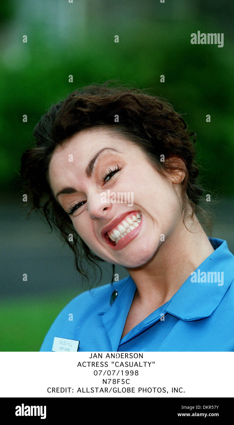 JAN ANDERSON.ACTRESS ''CASUALTY''.07/07/1998.N78F5C Stock Photo - Alamy