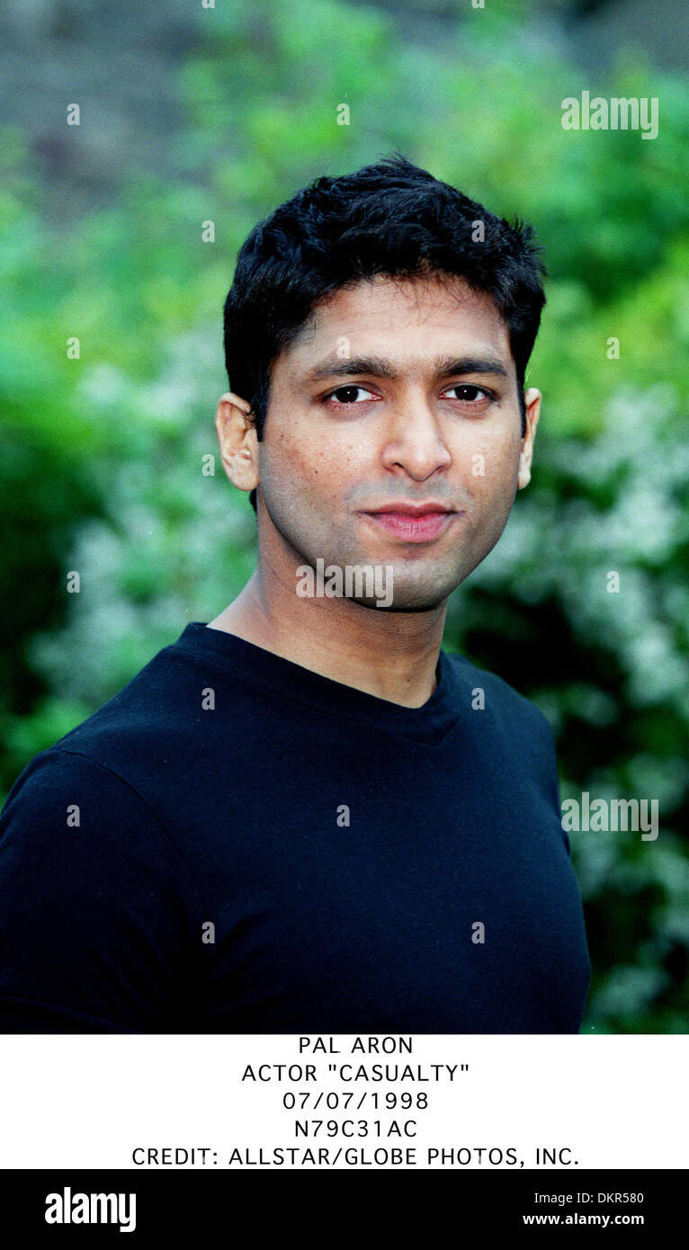 Pal aron hi-res stock photography and images - Alamy