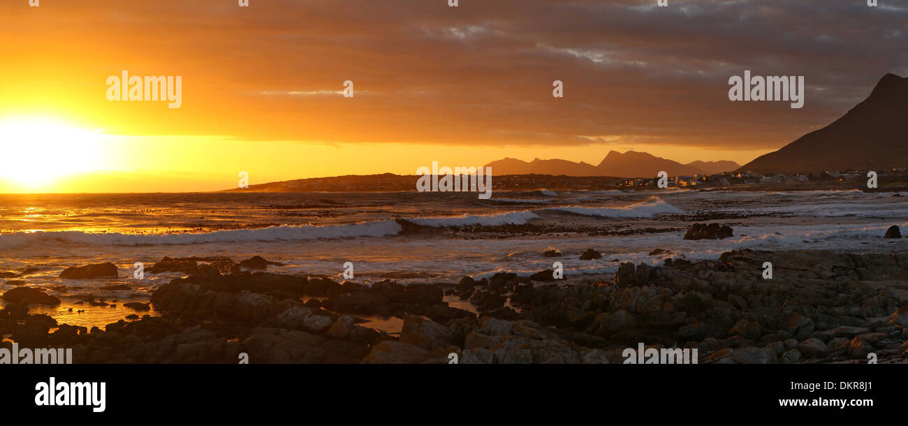 Sunset, Sea, waves, cloud, Sandbaai, Hermanus, South Africa, Africa ...