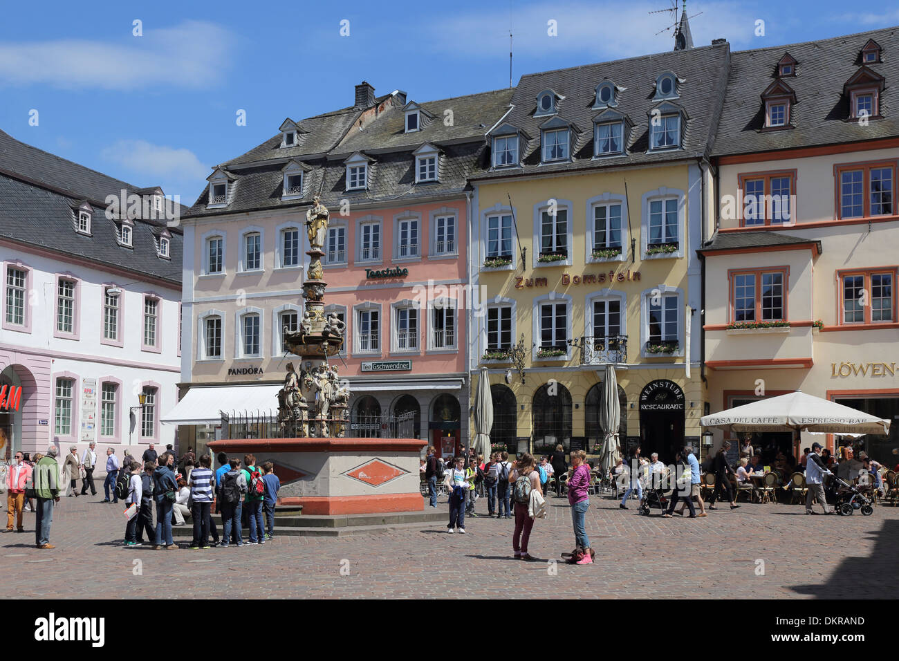 Petrusbrunnen hauptmarkt trier hi-res stock photography and images - Alamy