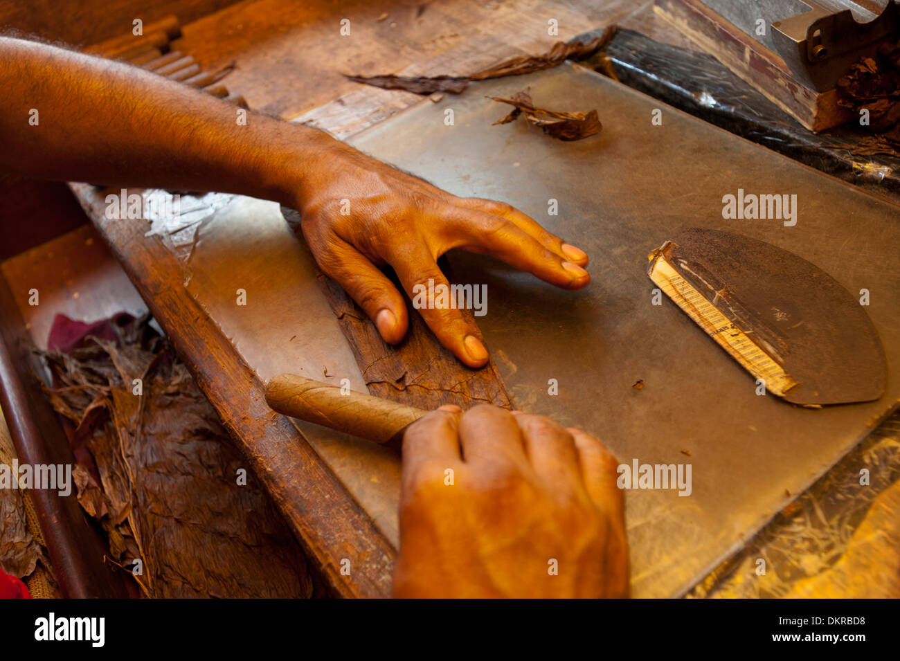 Dominican Republic, production, craft, cigars, cigar, Caribbean, Santo ...