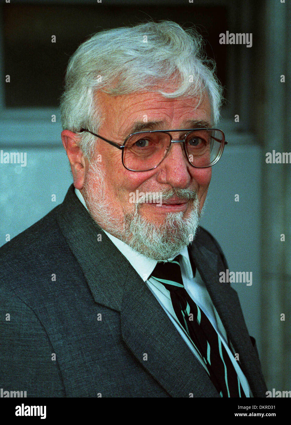 Michael bentine hi-res stock photography and images - Alamy