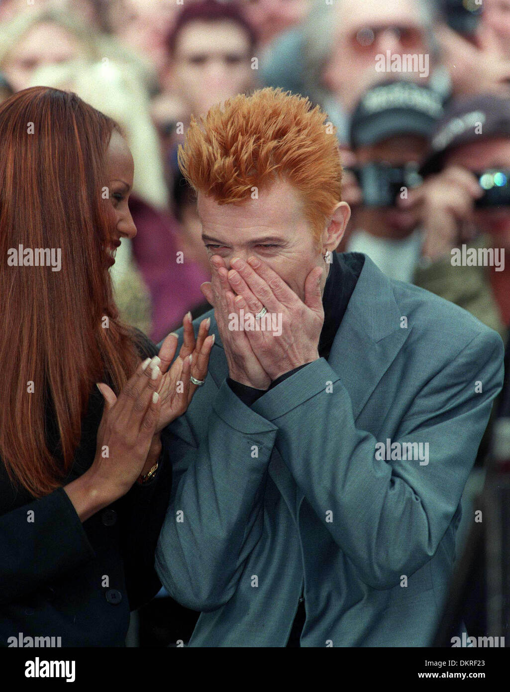 DAVID BOWIE & IMAN.SINGER.20/02/1997.J60G13A Stock Photo - Alamy