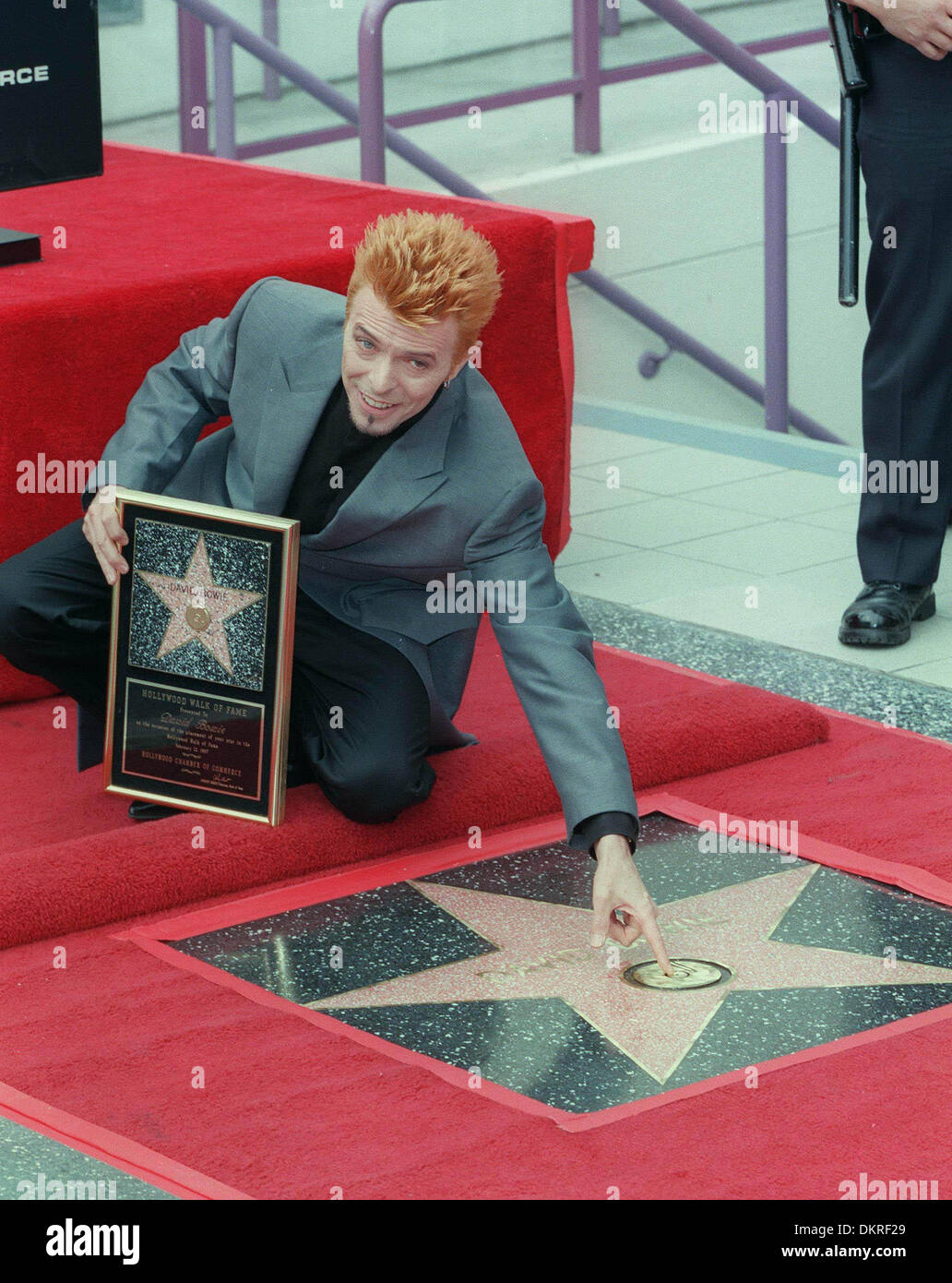DAVID BOWIE RECEIVES STAR.ON THE HOLLYWOOD WALK OF FAME.20/02/1997 ...