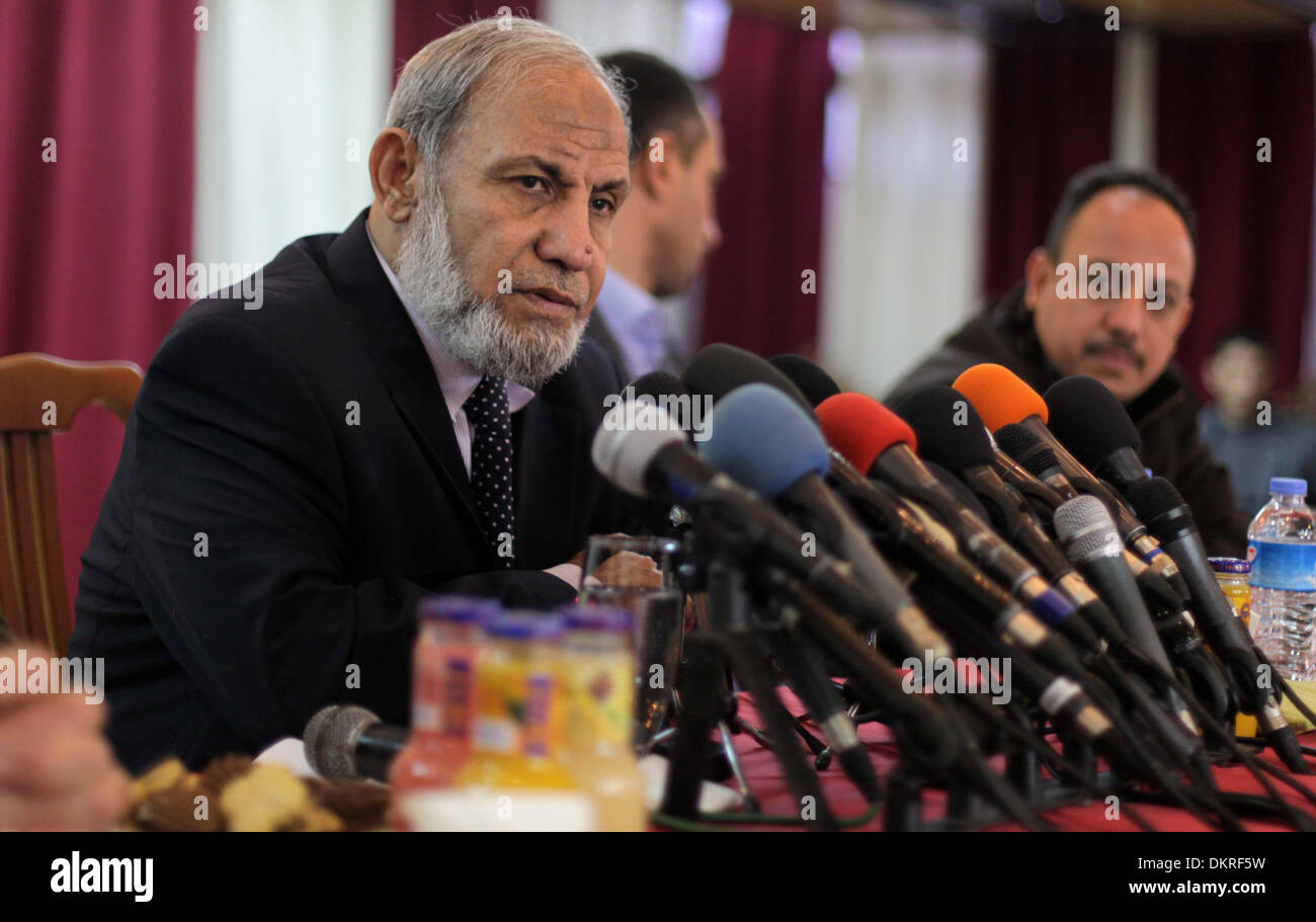 Gaza City, Palestinian Territory. 9th Dec, 2013. Palestinian Hamas ...