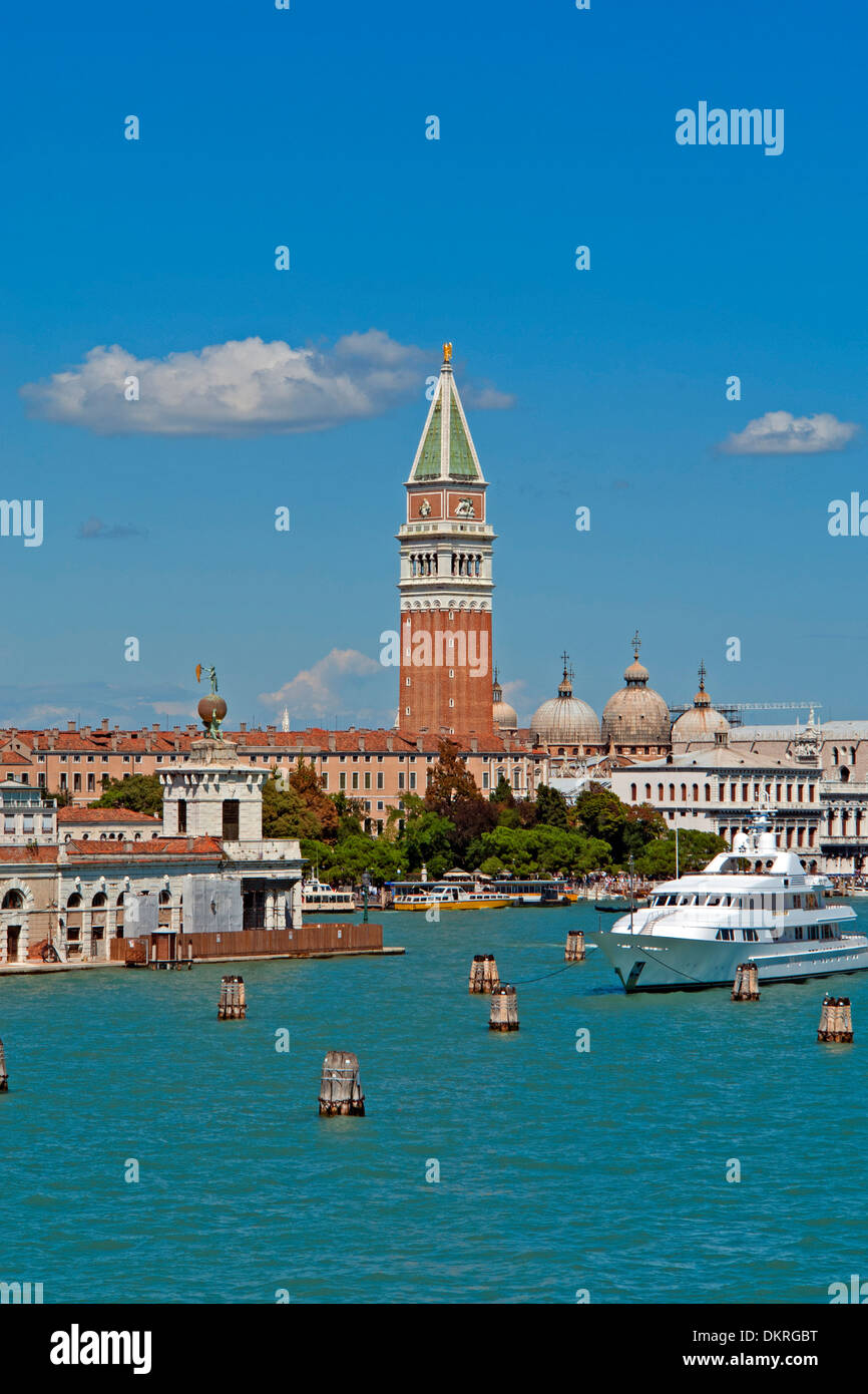 Ponte kanale hi-res stock photography and images - Alamy