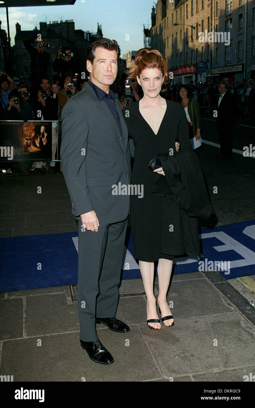 Rene russo thomas crown affair hi-res stock photography and images - Alamy