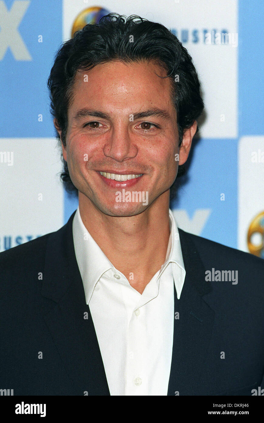 BENJAMIN BRATT.ACTOR.LA, LA, USA.10/04/2001.BG74F5C Stock Photo - Alamy