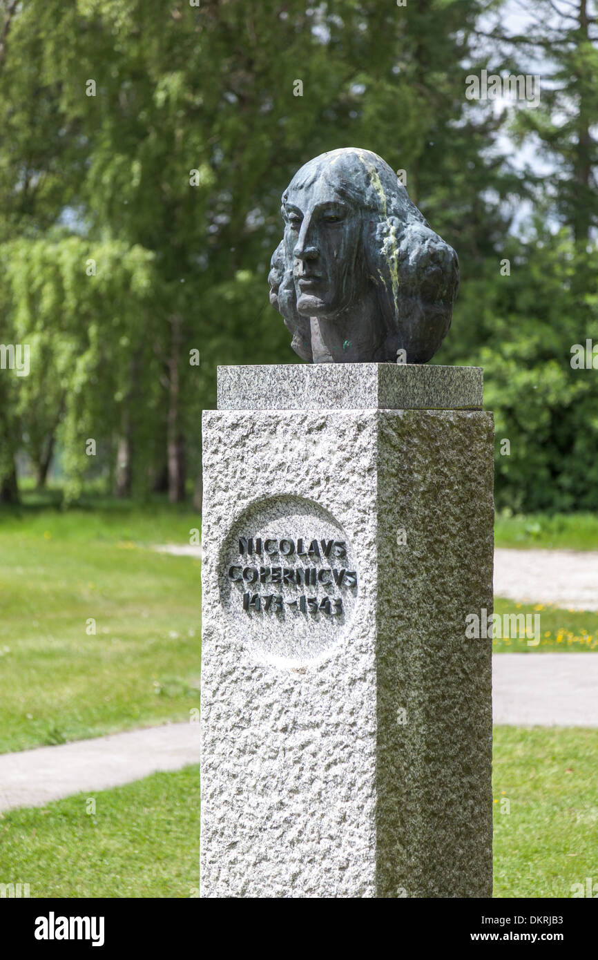 Bust of Nicholas Copernicus in Jodrell Bank, Cheshire, UK Stock Photo ...
