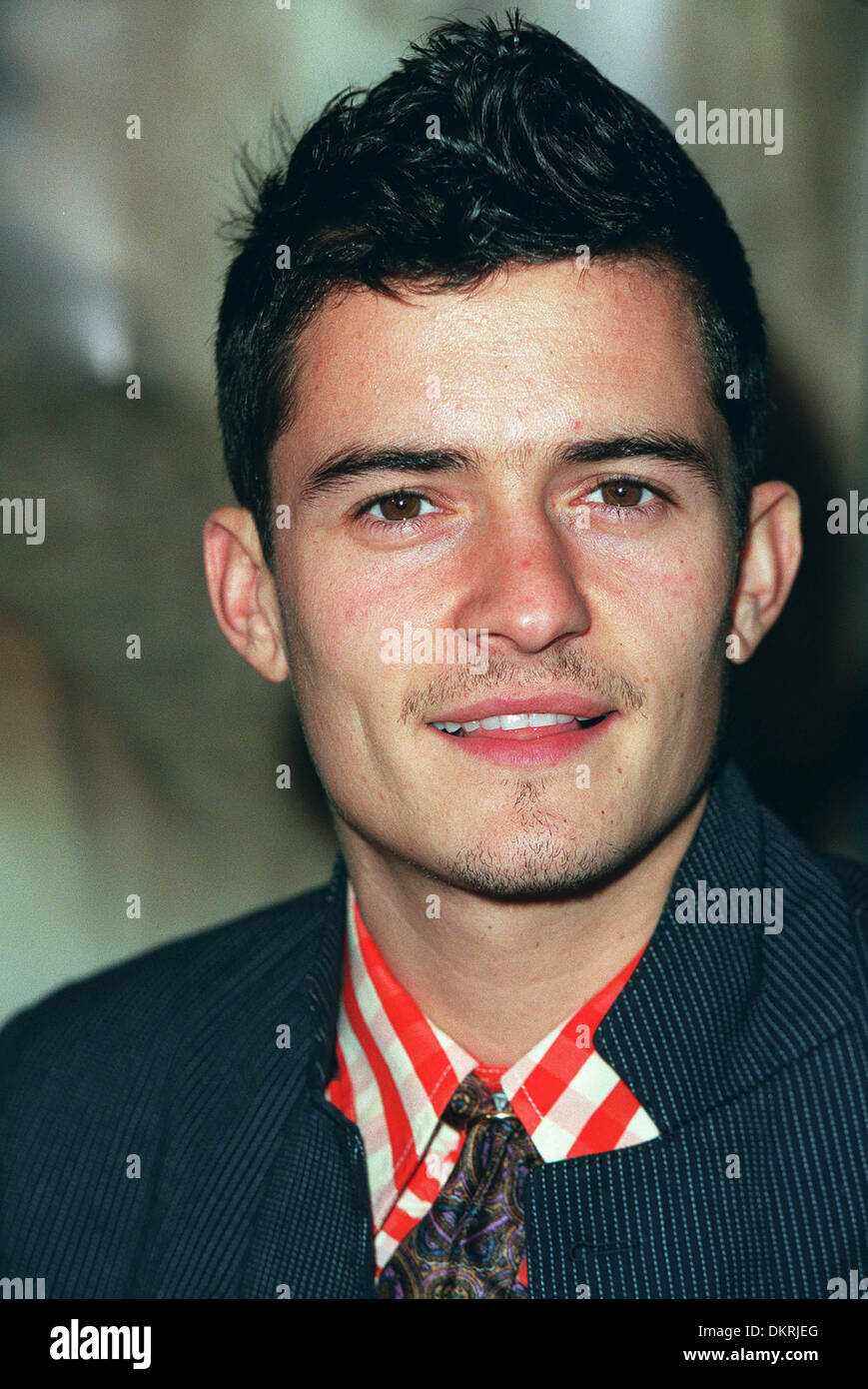ORLANDO BLOOM.ACTOR.LOS ANGELES, USA.16/12/2001.BN92G14 Stock Photo - Alamy