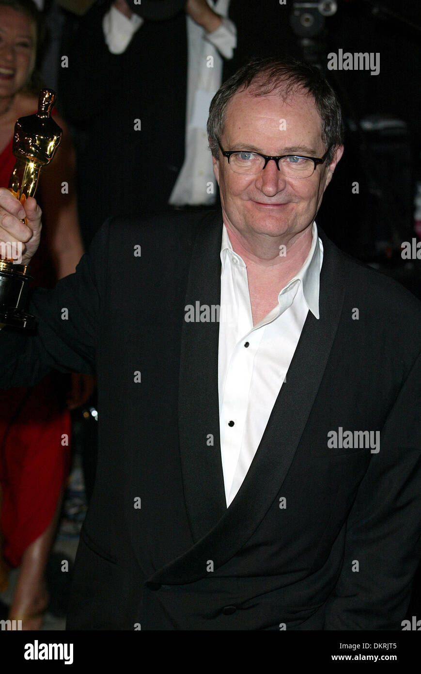 JIM BROADBENT.ACTOR WITH HIS OSCAR.A.BEVERLY HILLS, LOS ANGELES, US.24 ...