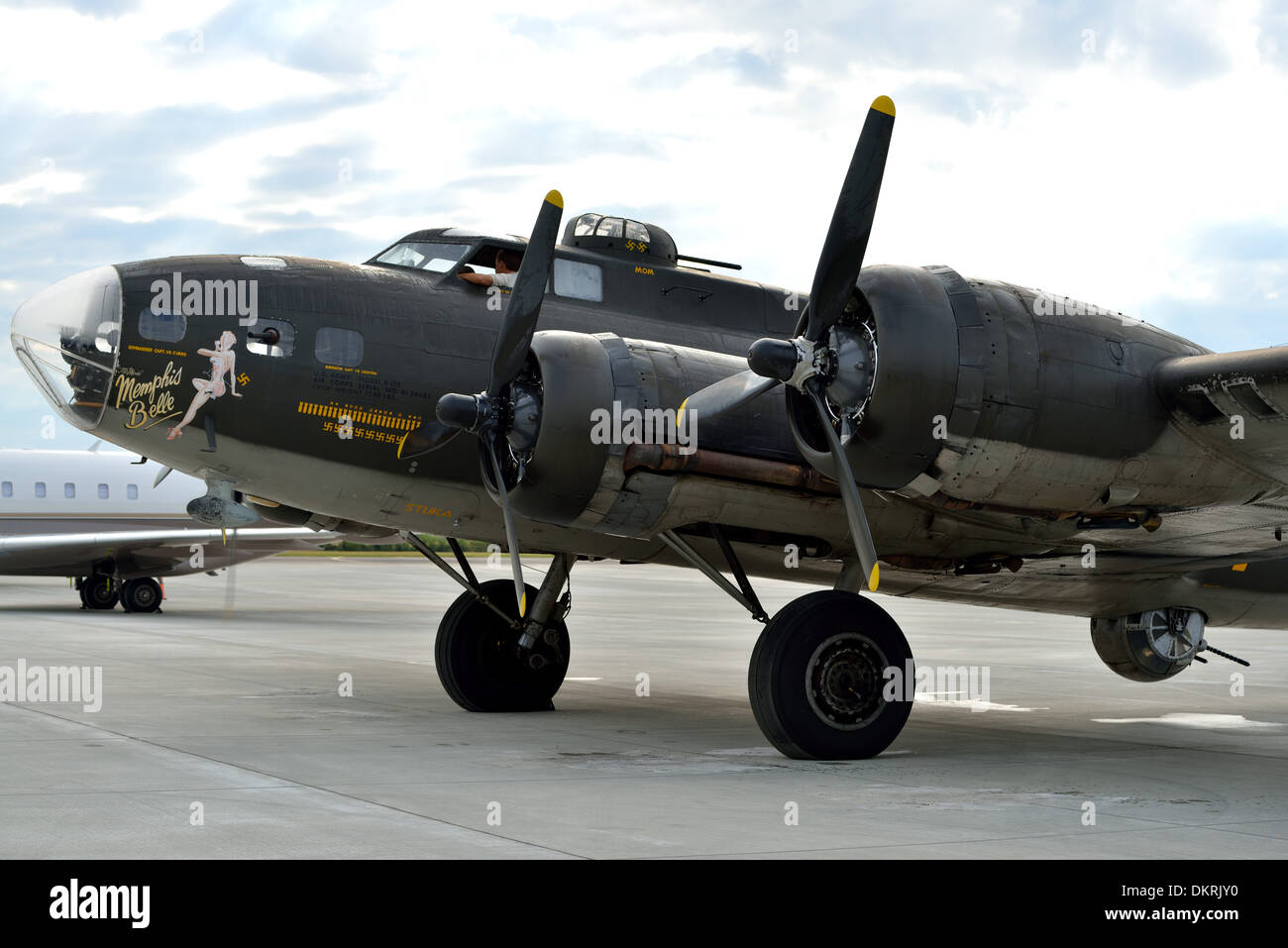 B-17F Flying Fortress "Memphis Belle Stock Photo - Alamy