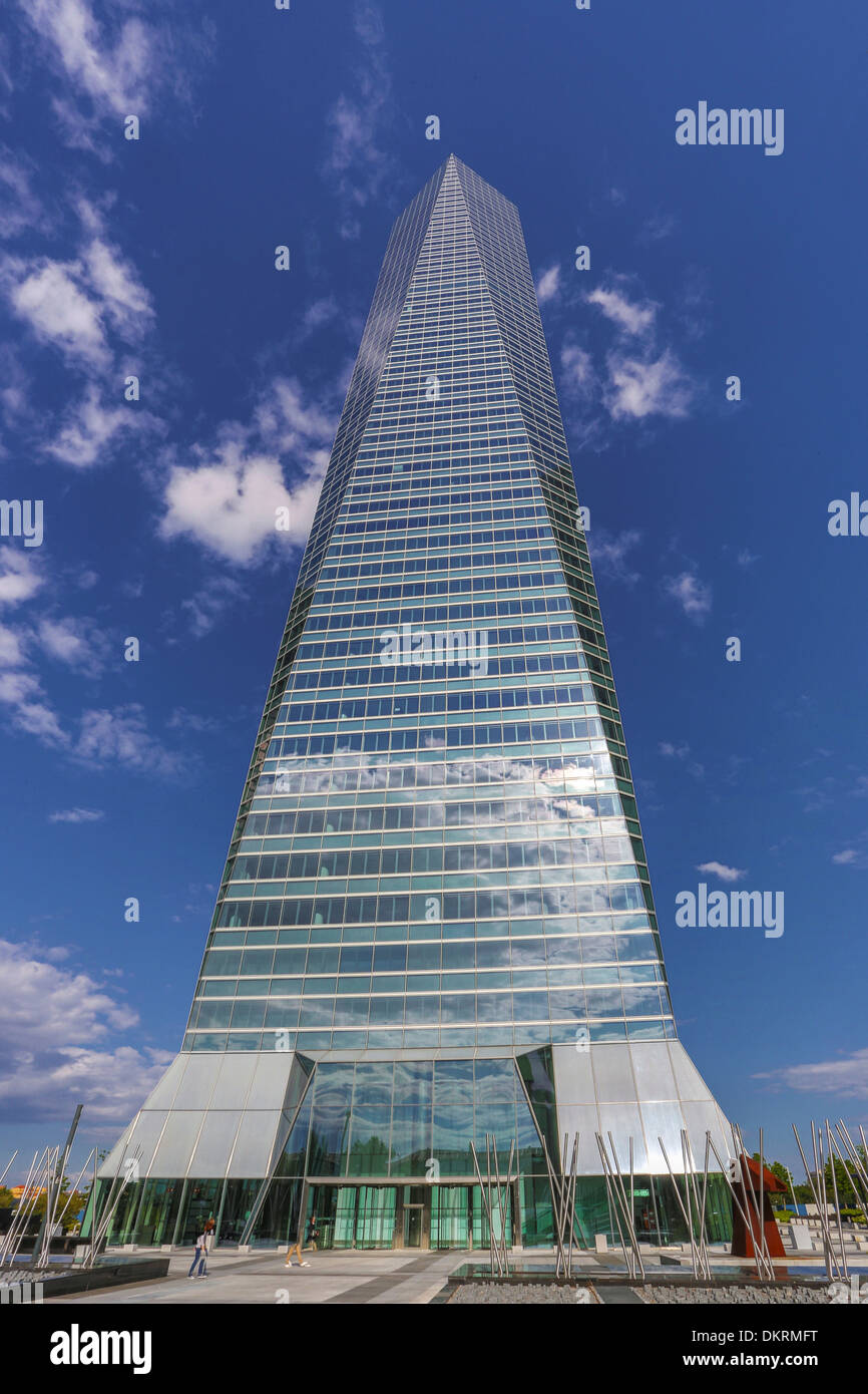 Castellana, Cristal Tower, Madrid, architecture, avenue, city, clouds ...