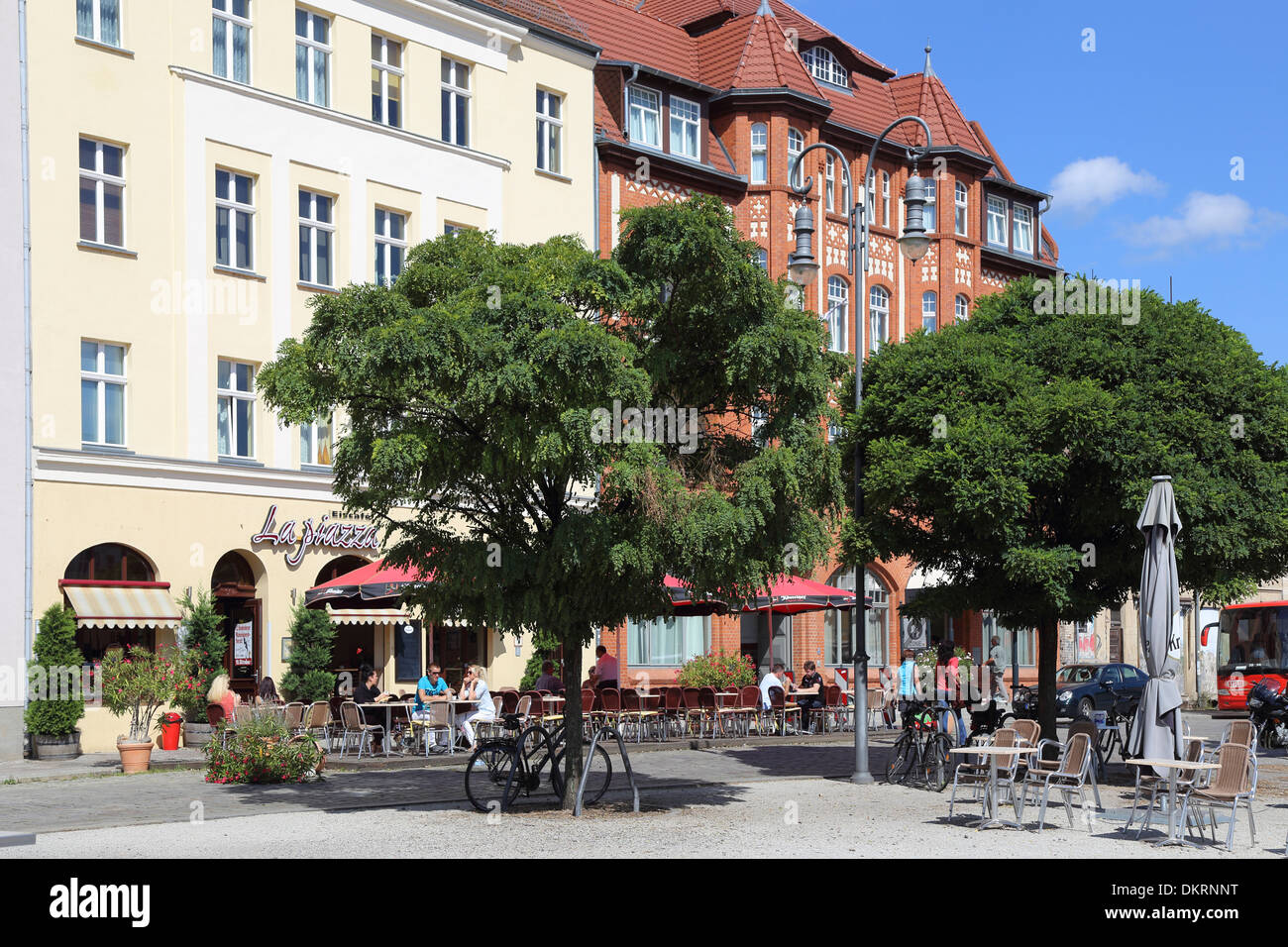 Markt platz hi-res stock photography and images - Alamy
