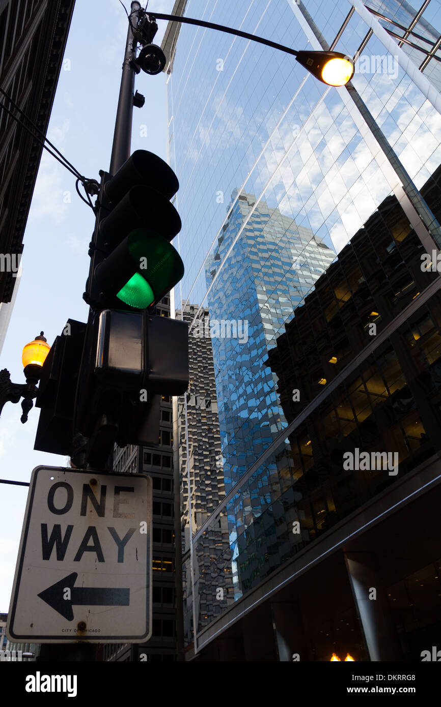 Traffic signal hi-res stock photography and images - Alamy
