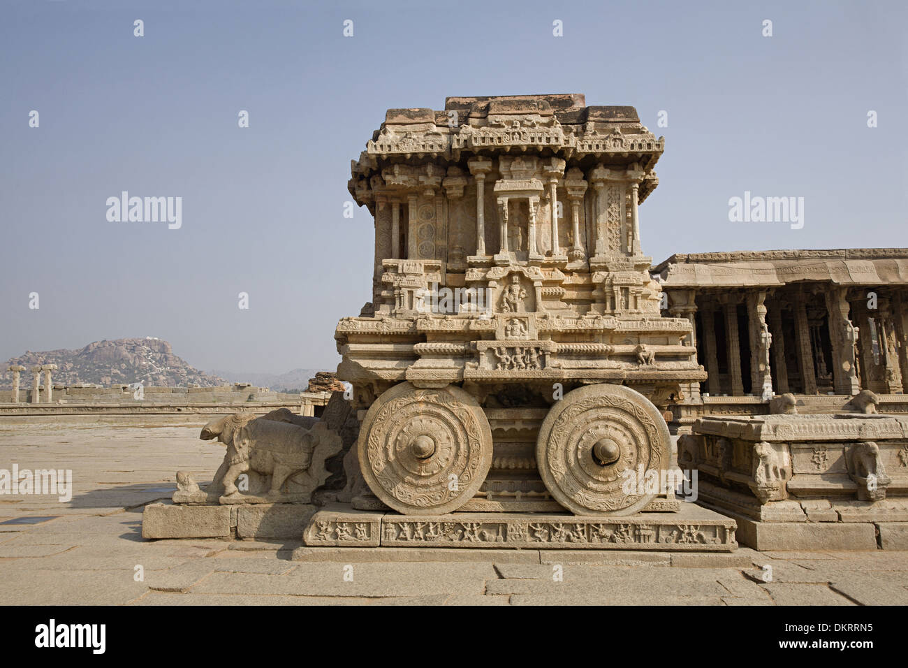 Stone chariot or ratha. General view Hampi, Karnataka, India Stock ...