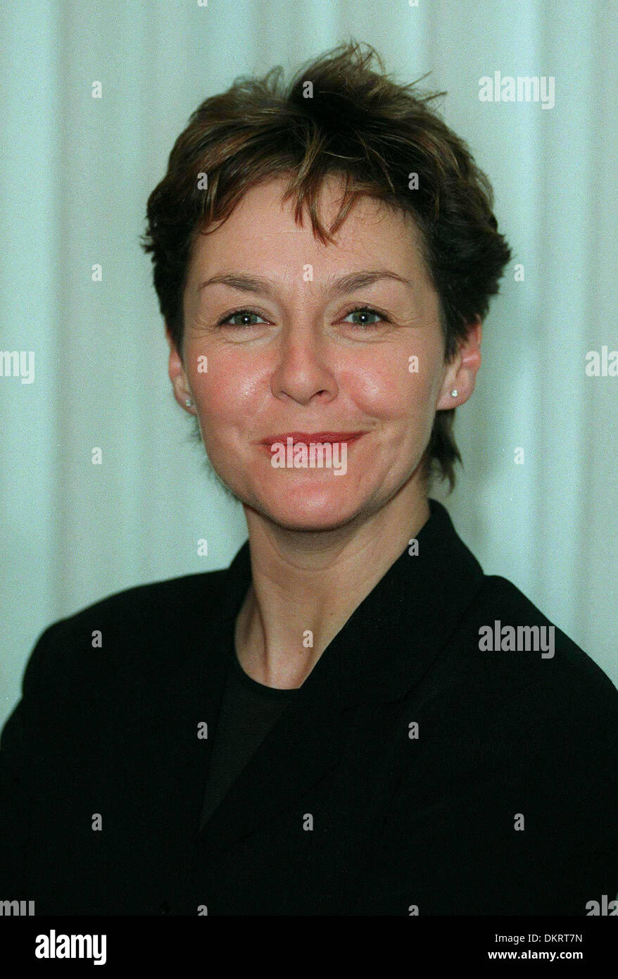 Amanda burton hi-res stock photography and images - Alamy