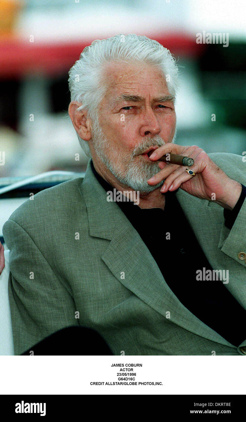James coburn actor hi-res stock photography and images - Alamy