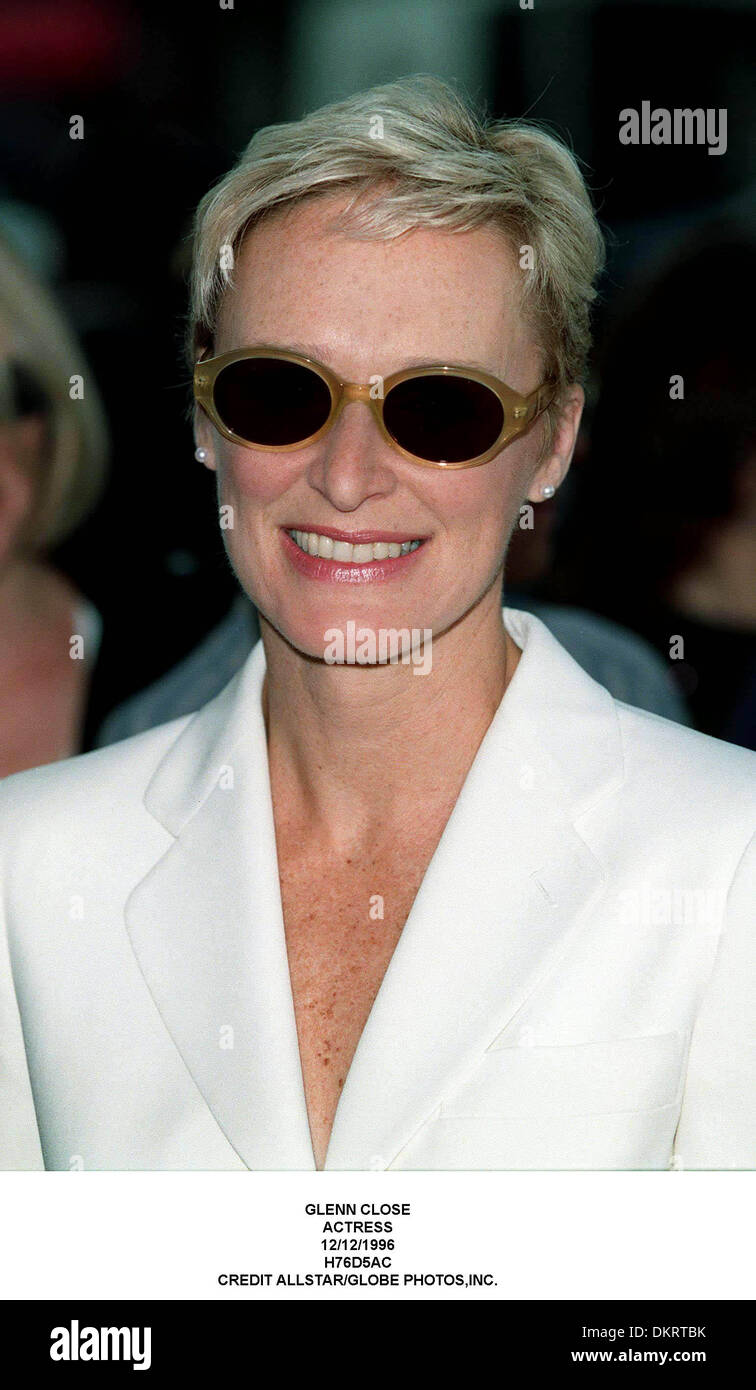 Glenn close 1996 hi-res stock photography and images - Alamy