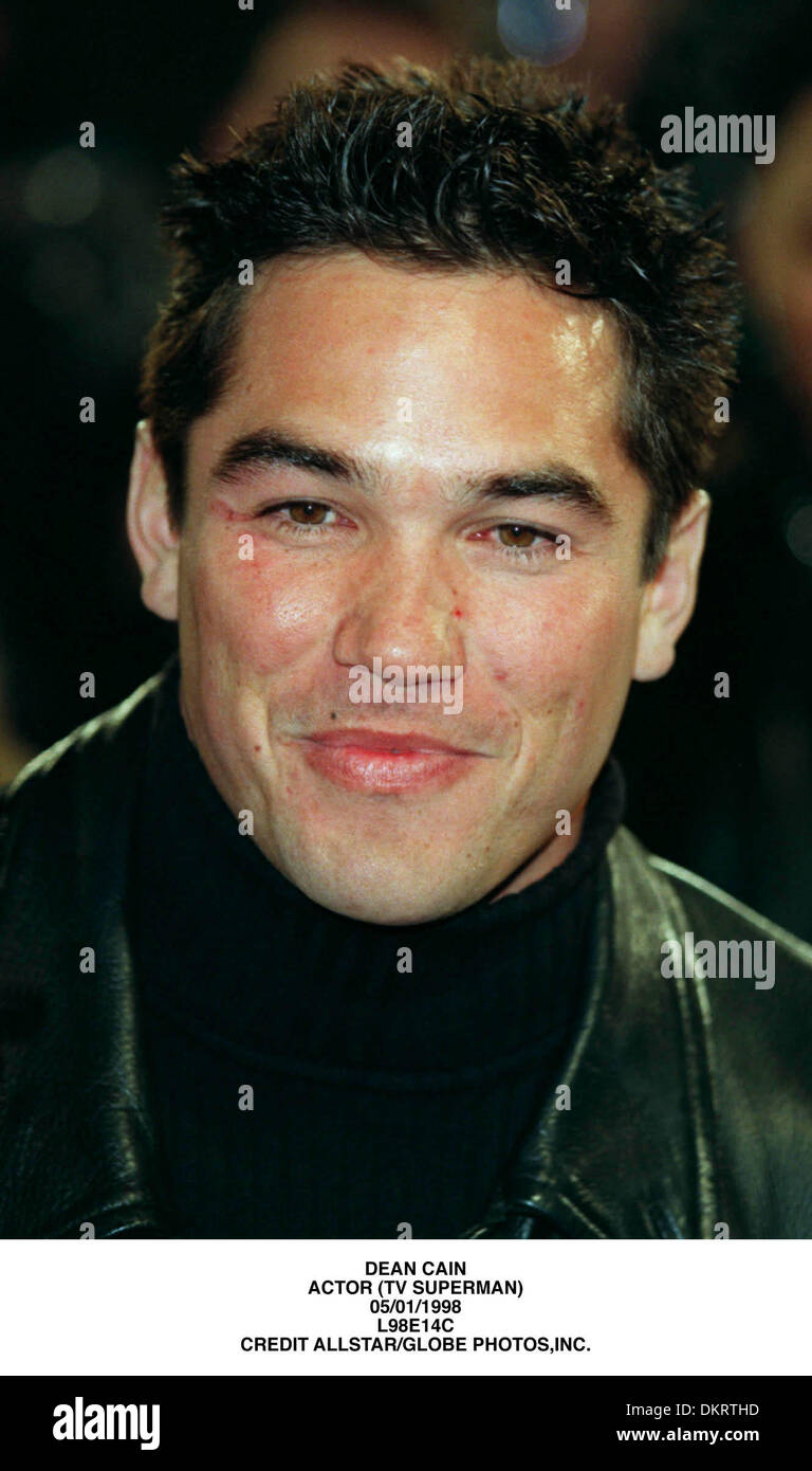 Dean cain superman hi-res stock photography and images - Alamy