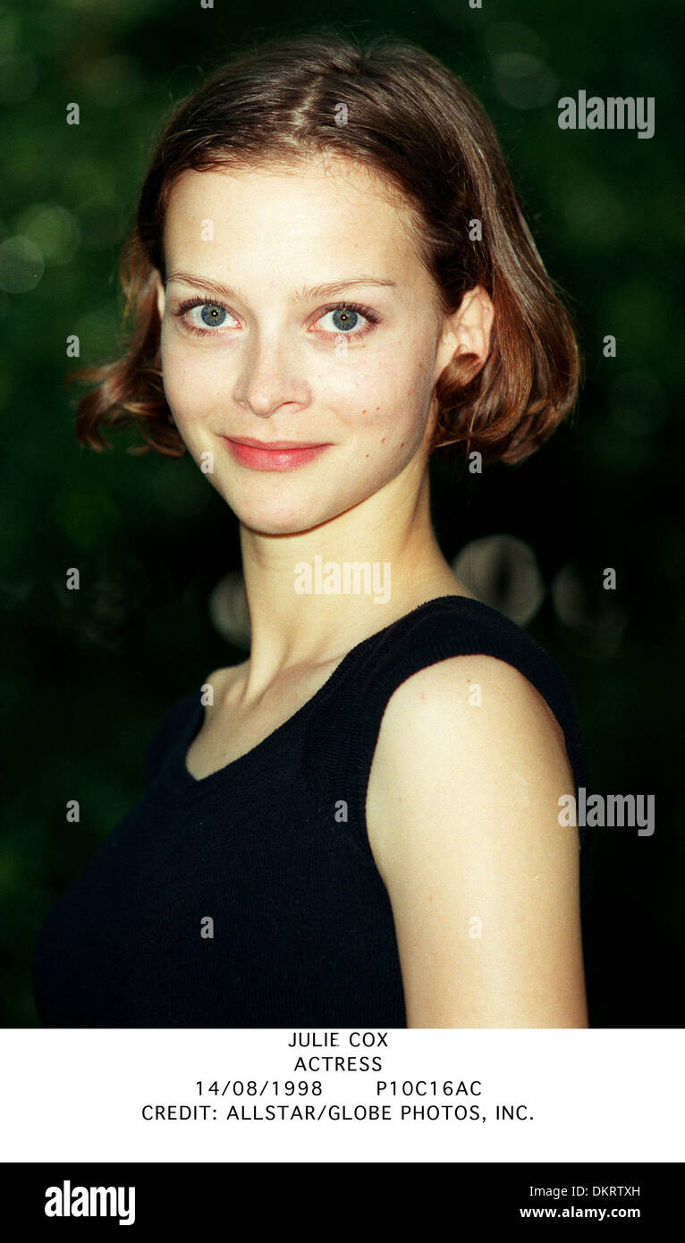 Julie cox hi-res stock photography and images - Alamy