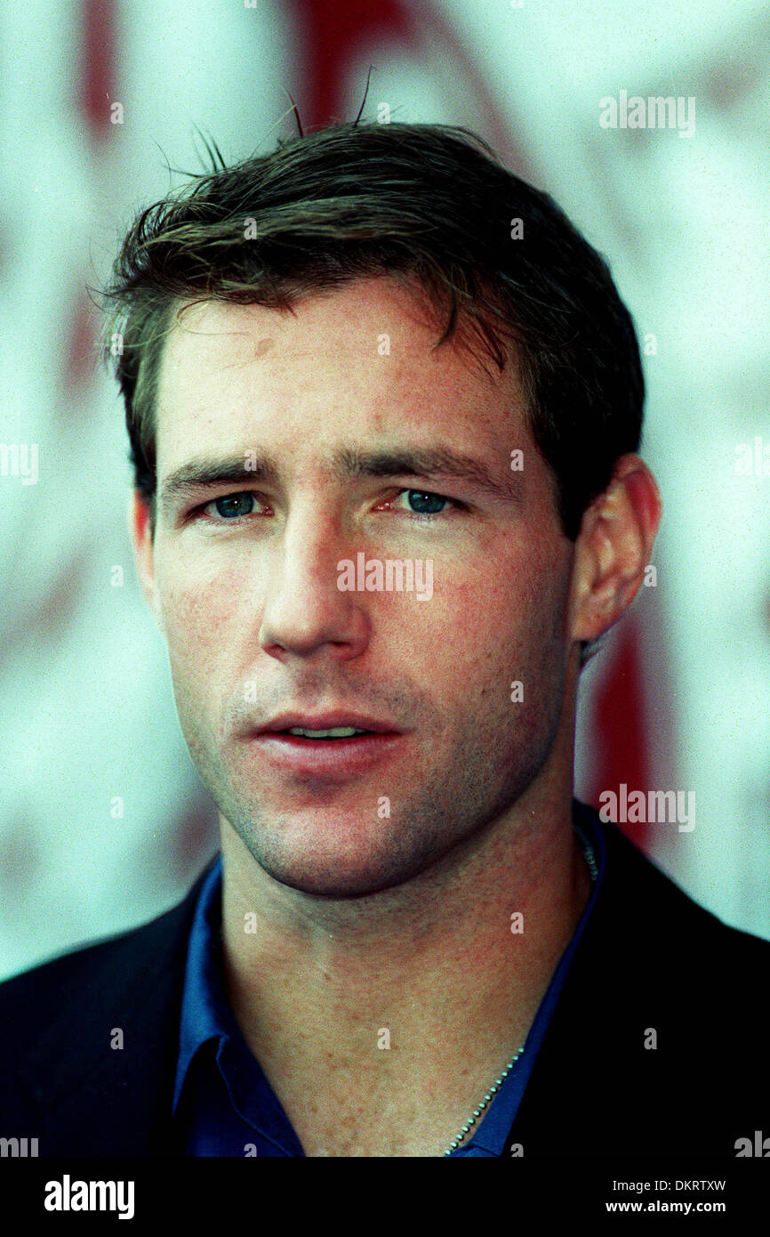 Ed burns hi-res stock photography and images - Alamy