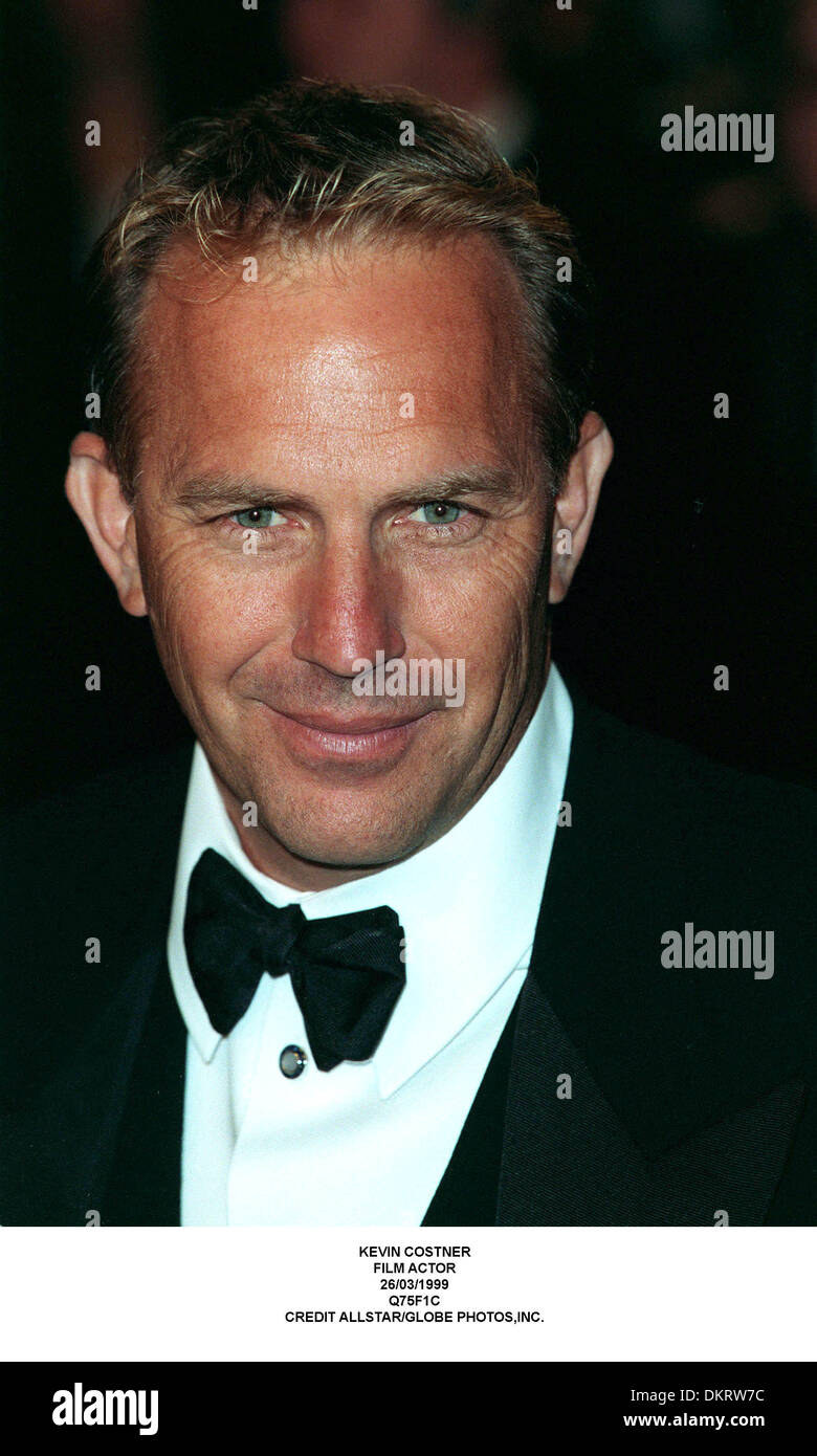 KEVIN COSTNER.FILM ACTOR.26/03/1999.Q75F1C Stock Photo - Alamy