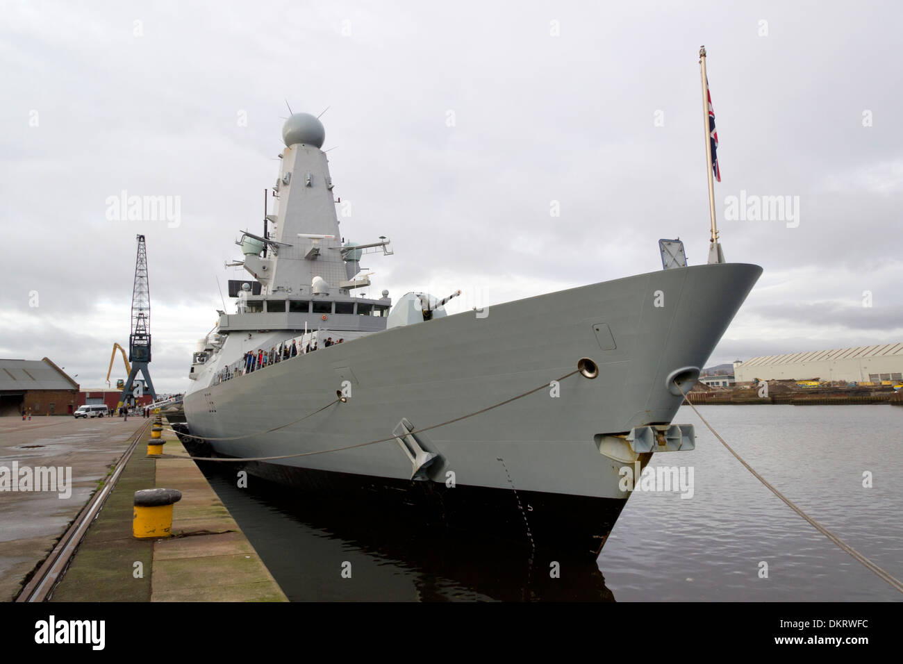 Type 45 destroyer hi-res stock photography and images - Alamy