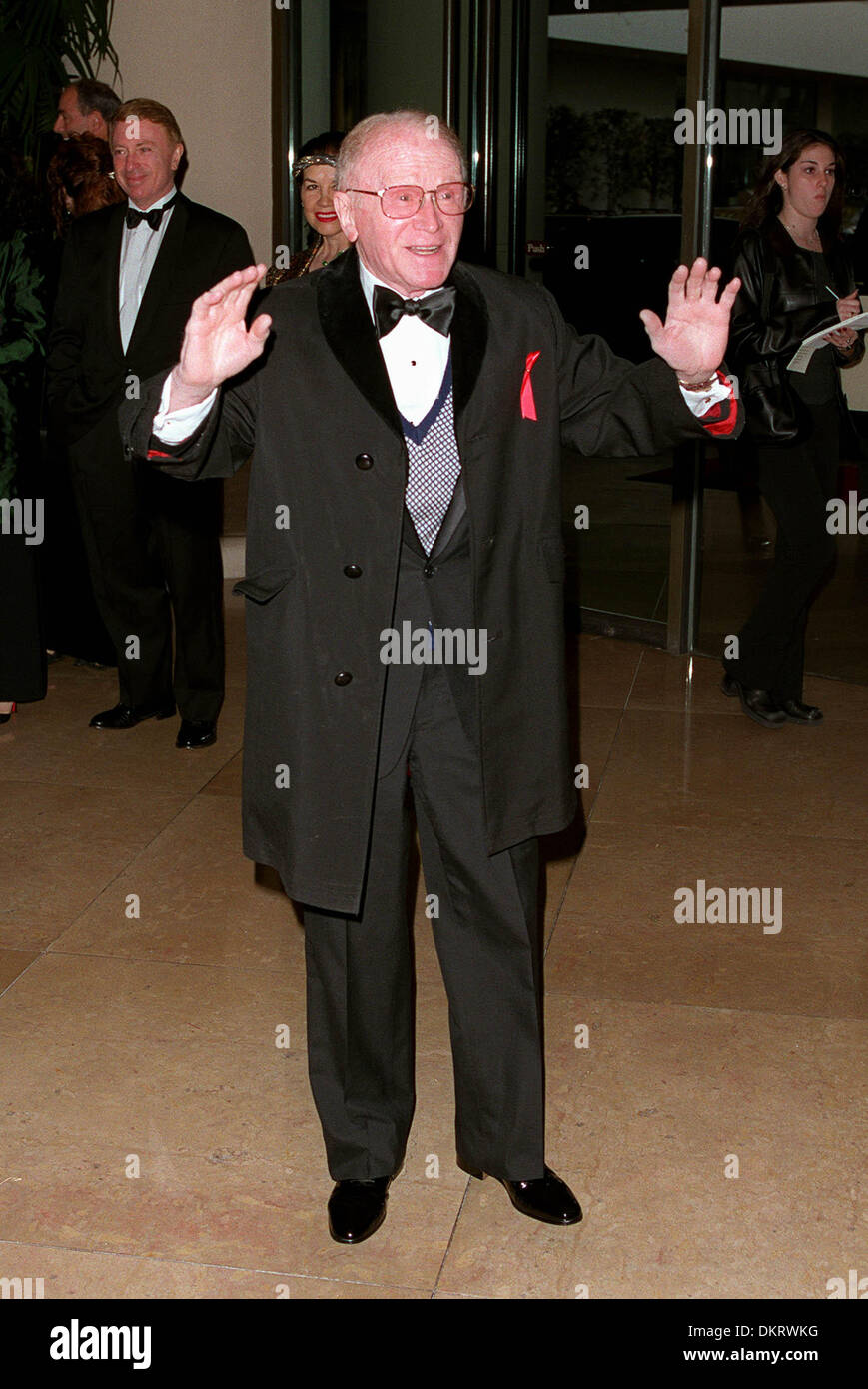Red buttons actor hi-res stock photography and images - Alamy