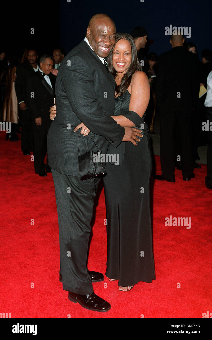 Michael Clarke Duncan Flexing