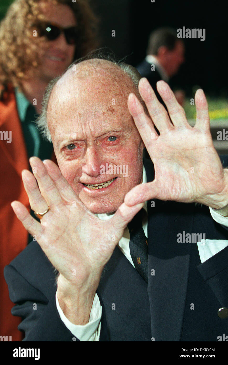 Jack cardiff hi-res stock photography and images - Alamy