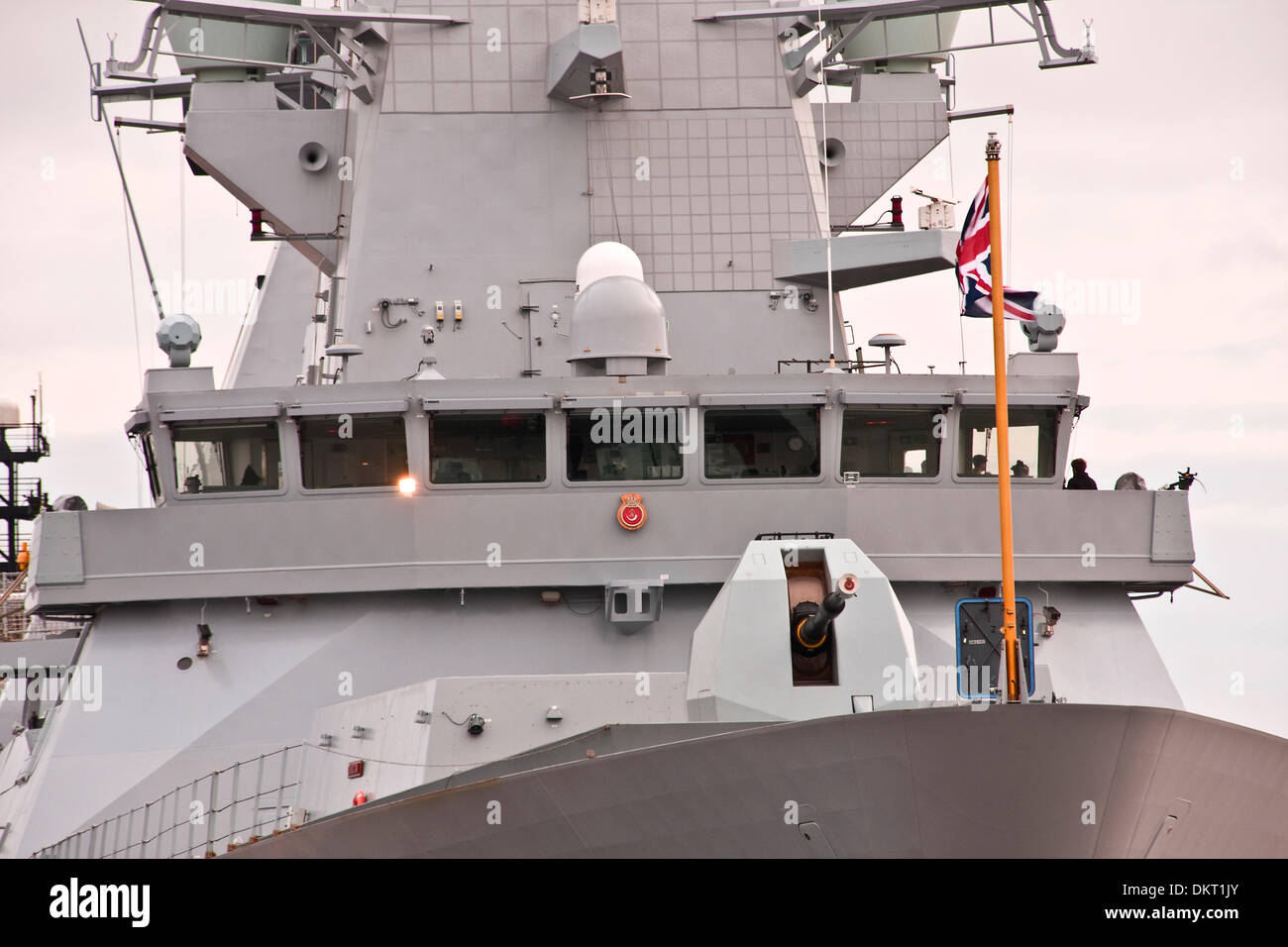 Dundee, Scotland, UK. 9th December, 2013. Royal Navy HMS Duncan is the ...