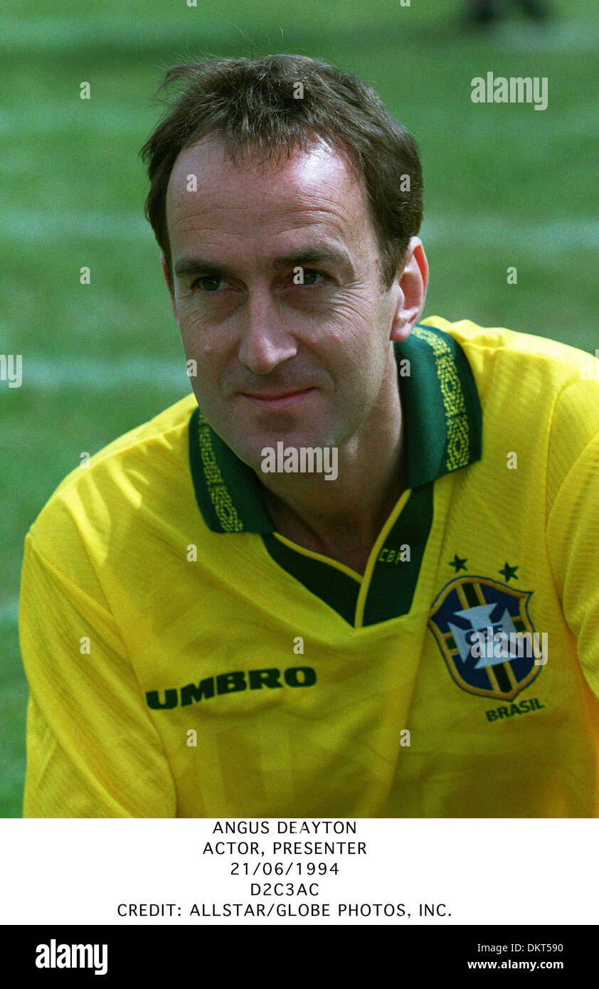 Angus deayton hi-res stock photography and images - Alamy