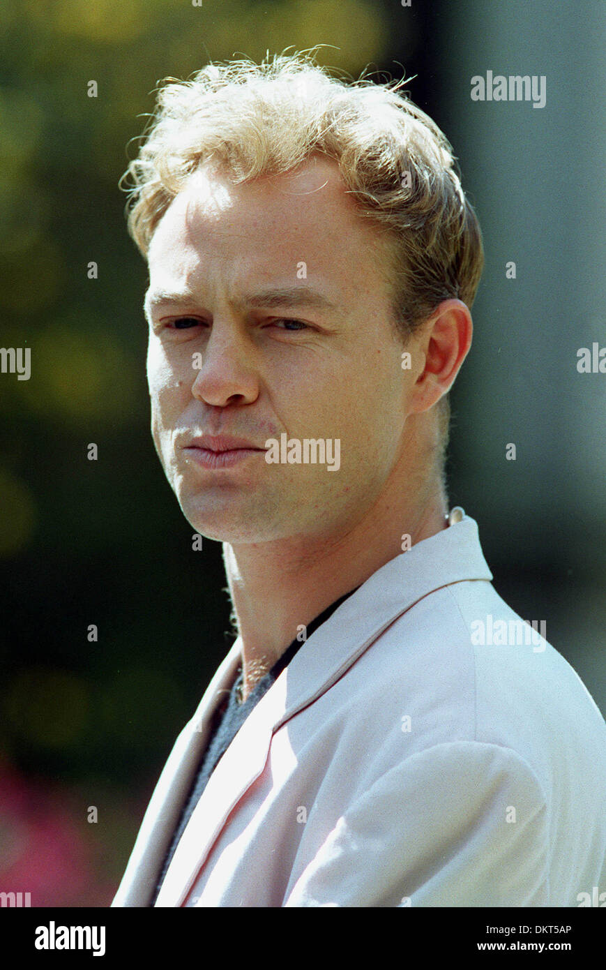 21 04 1995 hi-res stock photography and images - Alamy