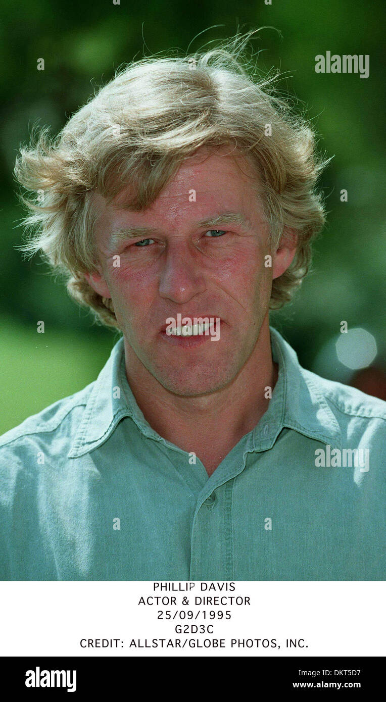 PHILLIP DAVIS.ACTOR & DIRECTOR.25/09/1995.G2D3C Stock Photo - Alamy