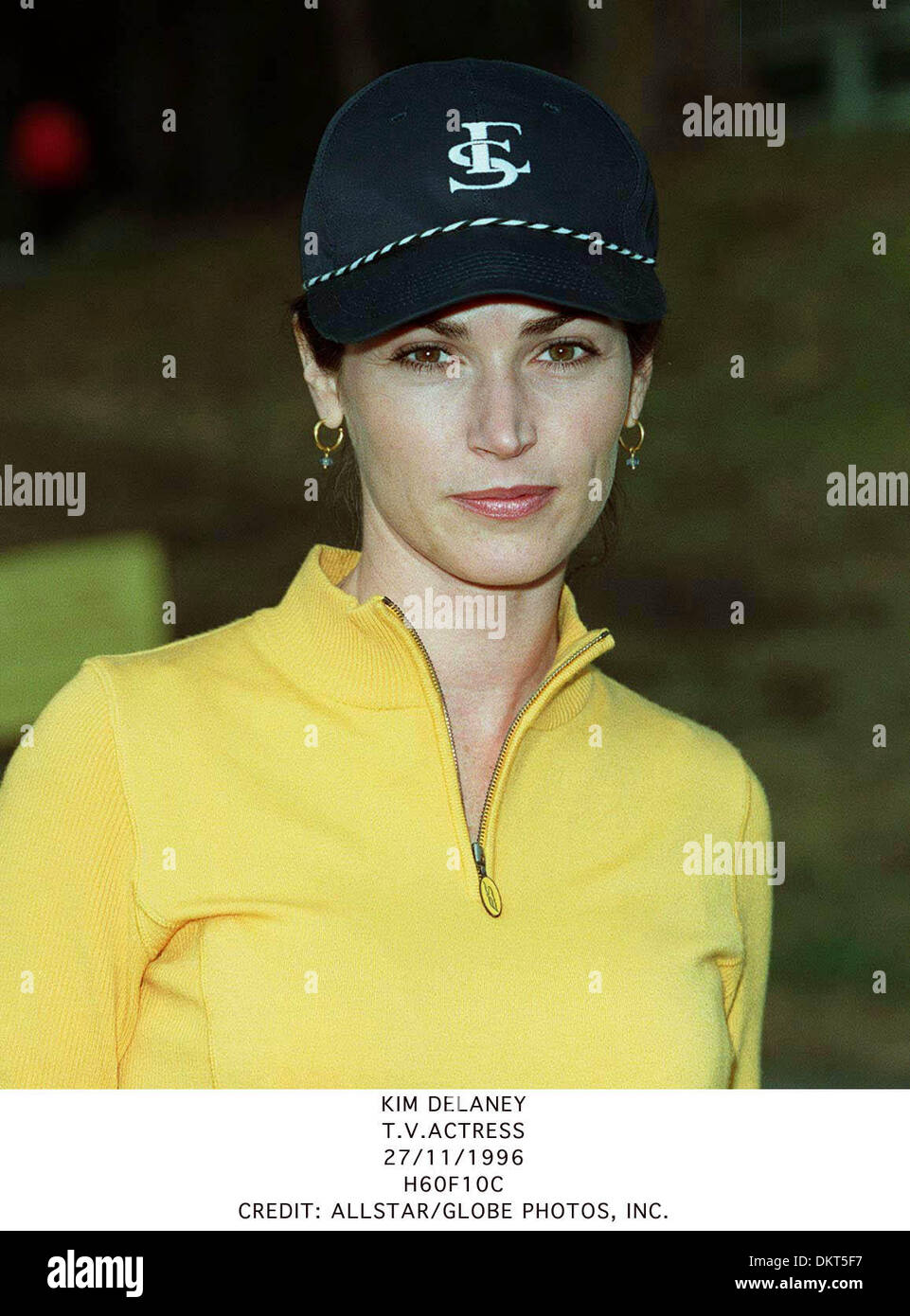 Actress kim delaney hi-res stock photography and images - Alamy