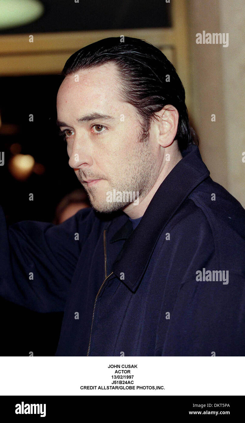John cusak hi-res stock photography and images - Alamy