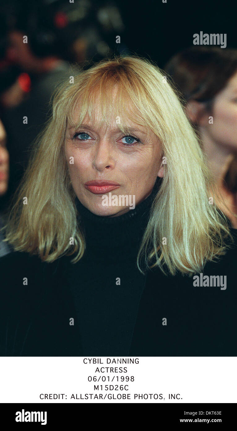 Danning hi-res stock photography and images - Alamy