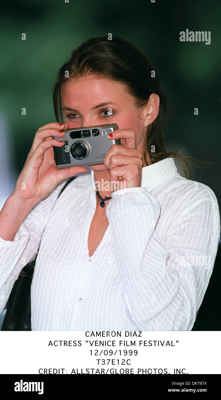CAMERON DIAZ.ACTRESS ''VENICE FILM FESTIVAL''.12/09/1999.T37E12C Stock ...