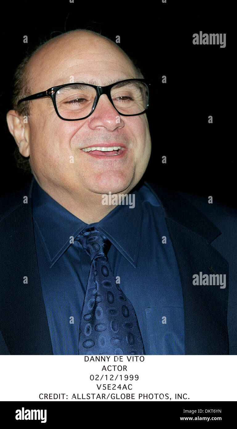 Danny de vito hi-res stock photography and images - Alamy