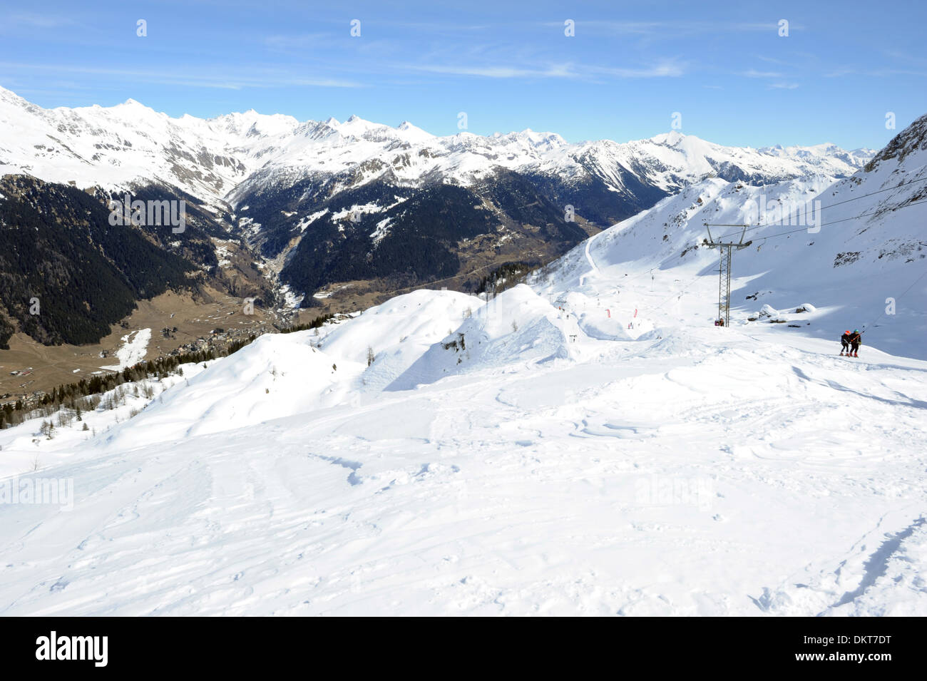 Switzerland, Europe, Ticino, Airolo, winter, skiing, snow, slope, ski ...