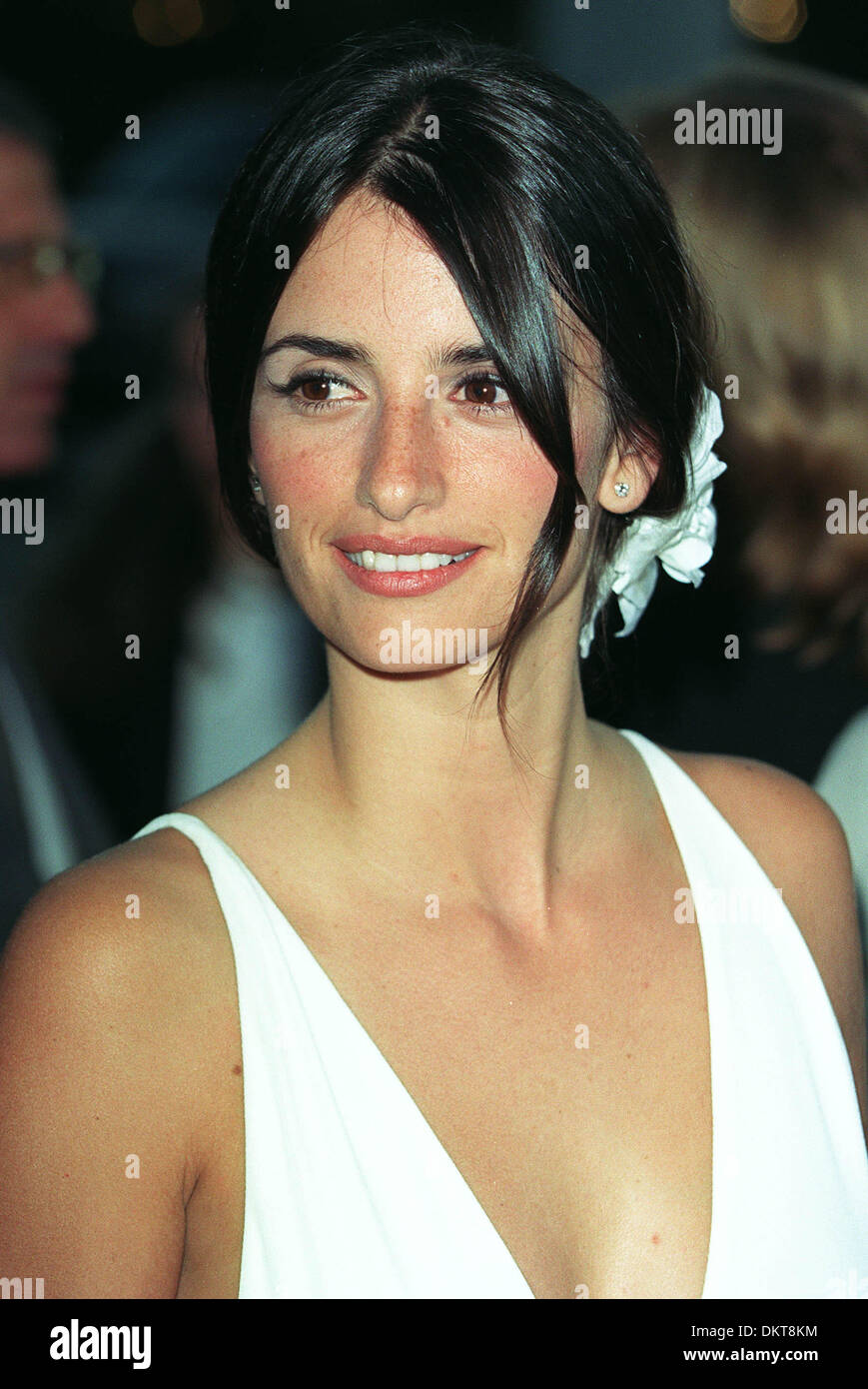 PENELOPE CRUZ.ACTRESS.HOLLYWOOD, LOS ANGELES, USA.13/08/2001.BL61F5C ...