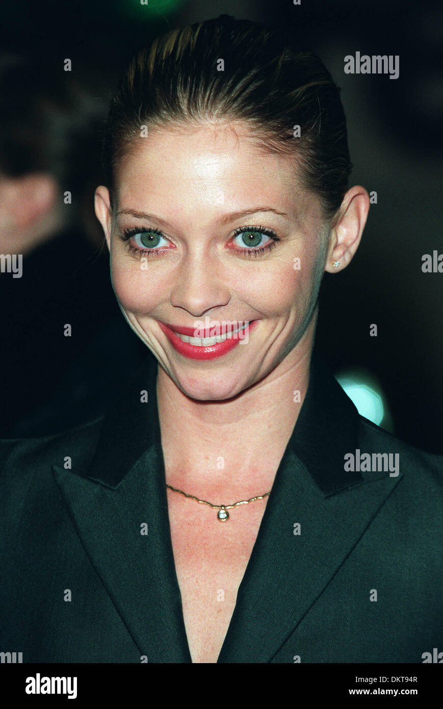 Amanda detmer hi-res stock photography and images - Alamy