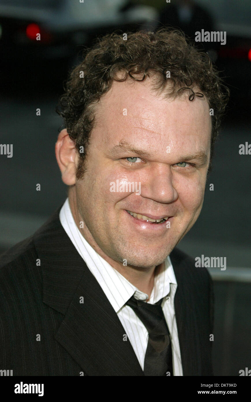 JOHN C.REILLY.ACTOR. HILLS, L.A USA.PACIFIC DESIGN CENTRE, BEVERLY.07 ...
