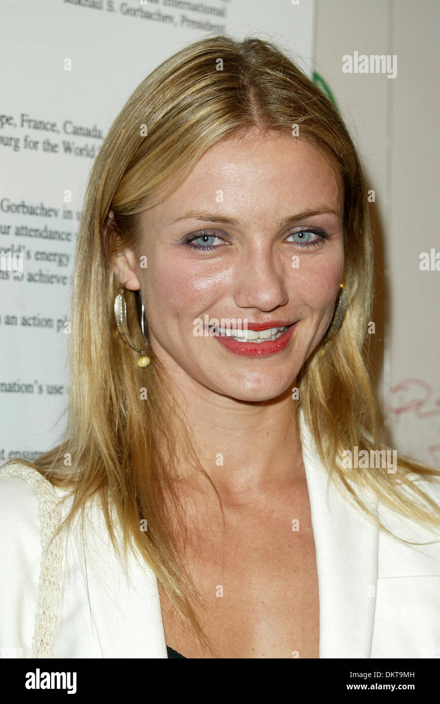 CAMERON DIAZ.ACTRESS.HOLLYWOOD, LOS ANGELES, USA.12/08/2002.LAB7403 ...