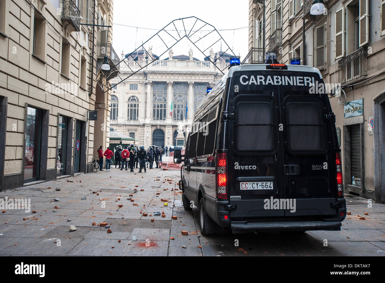 Riots italy hi-res stock photography and images - Alamy