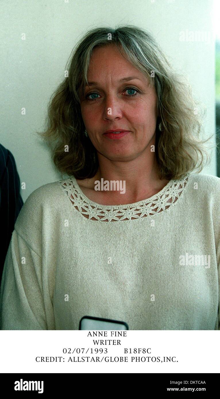 Anne fine hi-res stock photography and images - Alamy